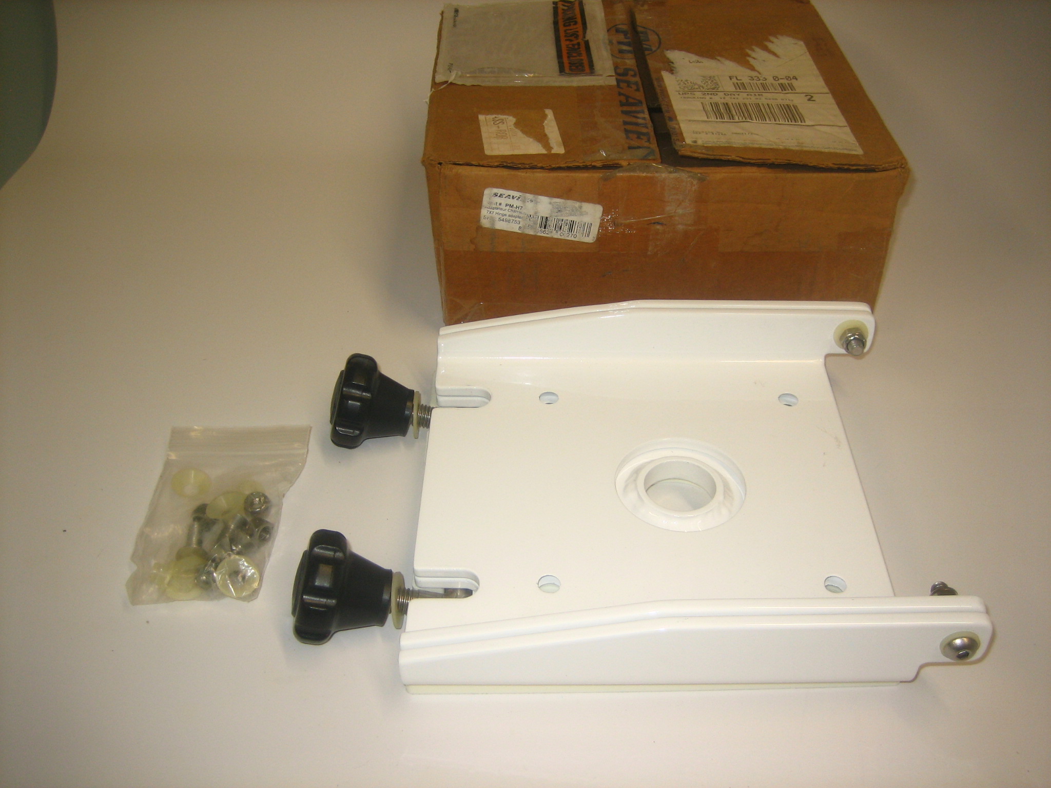 Seaview PM-H7 Hinge Accy for 7" Radar Mount - NEW DEFECTIVE STOCK Still ...
