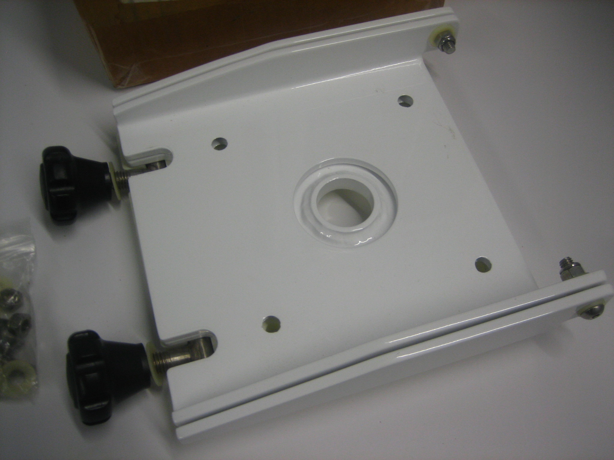 Seaview PM-H7 Hinge Accy for 7" Radar Mount - NEW DEFECTIVE STOCK Still ...