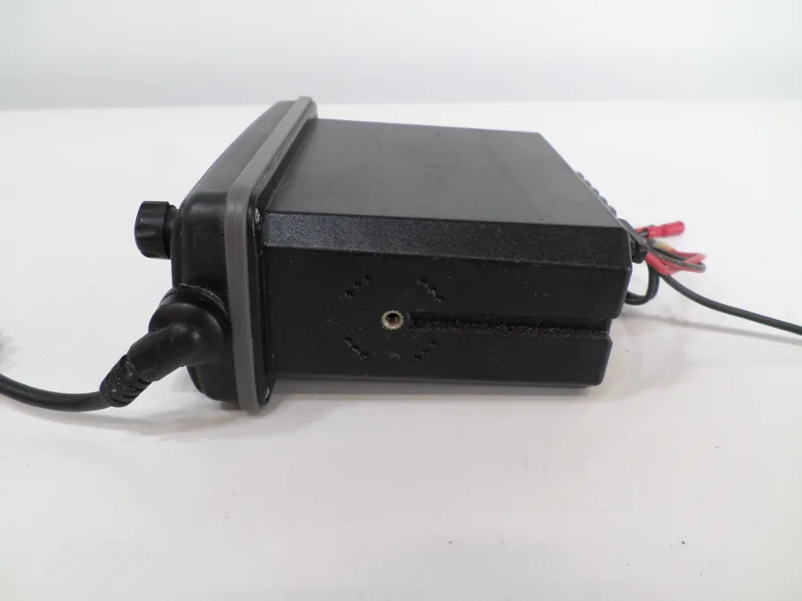 Icom IC-M412 Compact Marine DSC VHF Radio - Tested - Max Marine Electronics