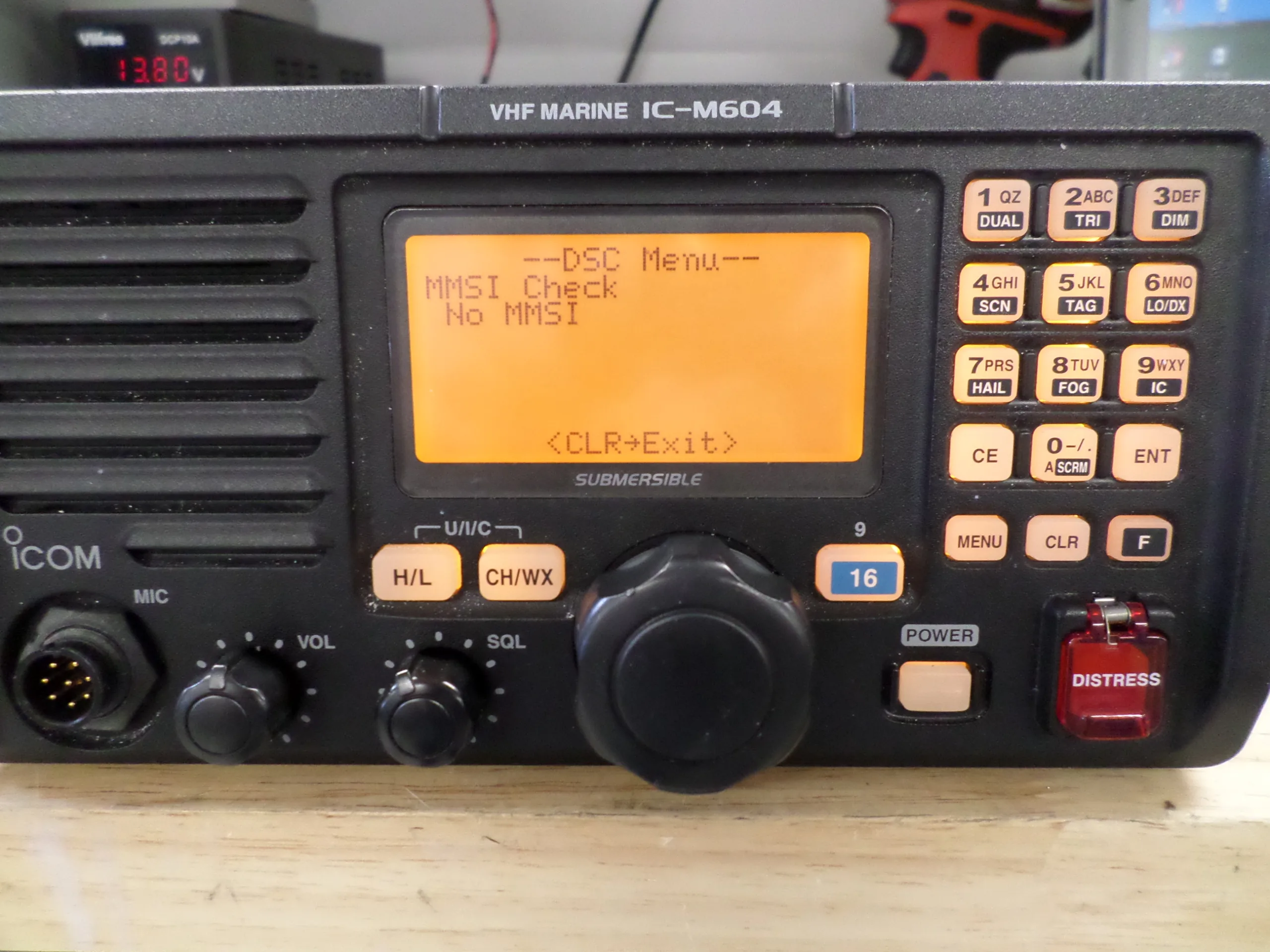 Icom IC-M604A Marine DSC VHF Radio with Detachable Mic and Mounting ...