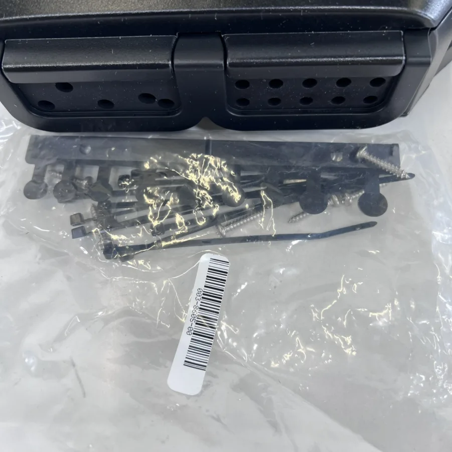 B&G B and G Navico V90S 000-14495-001 Black Box VHF Marine DSC AIS VHF ...