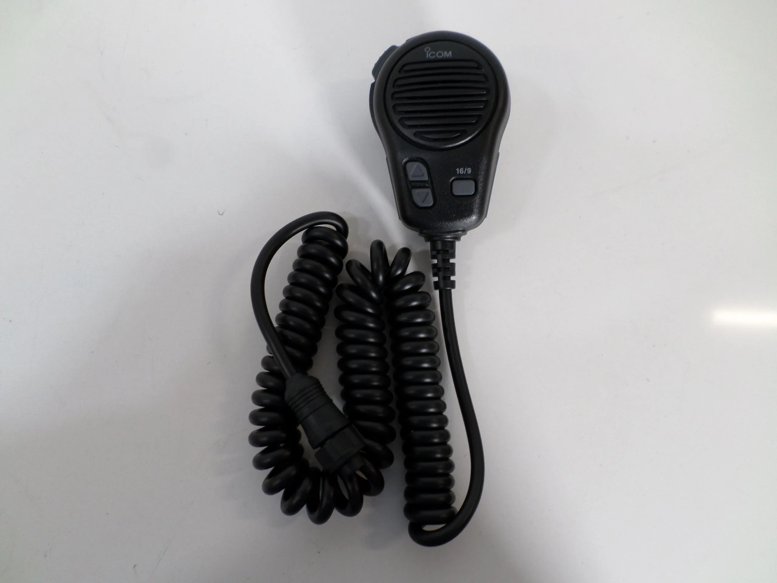 Icom HM-136B Detachable Mic for M504/602/604 Marine VHF Transceivers ...