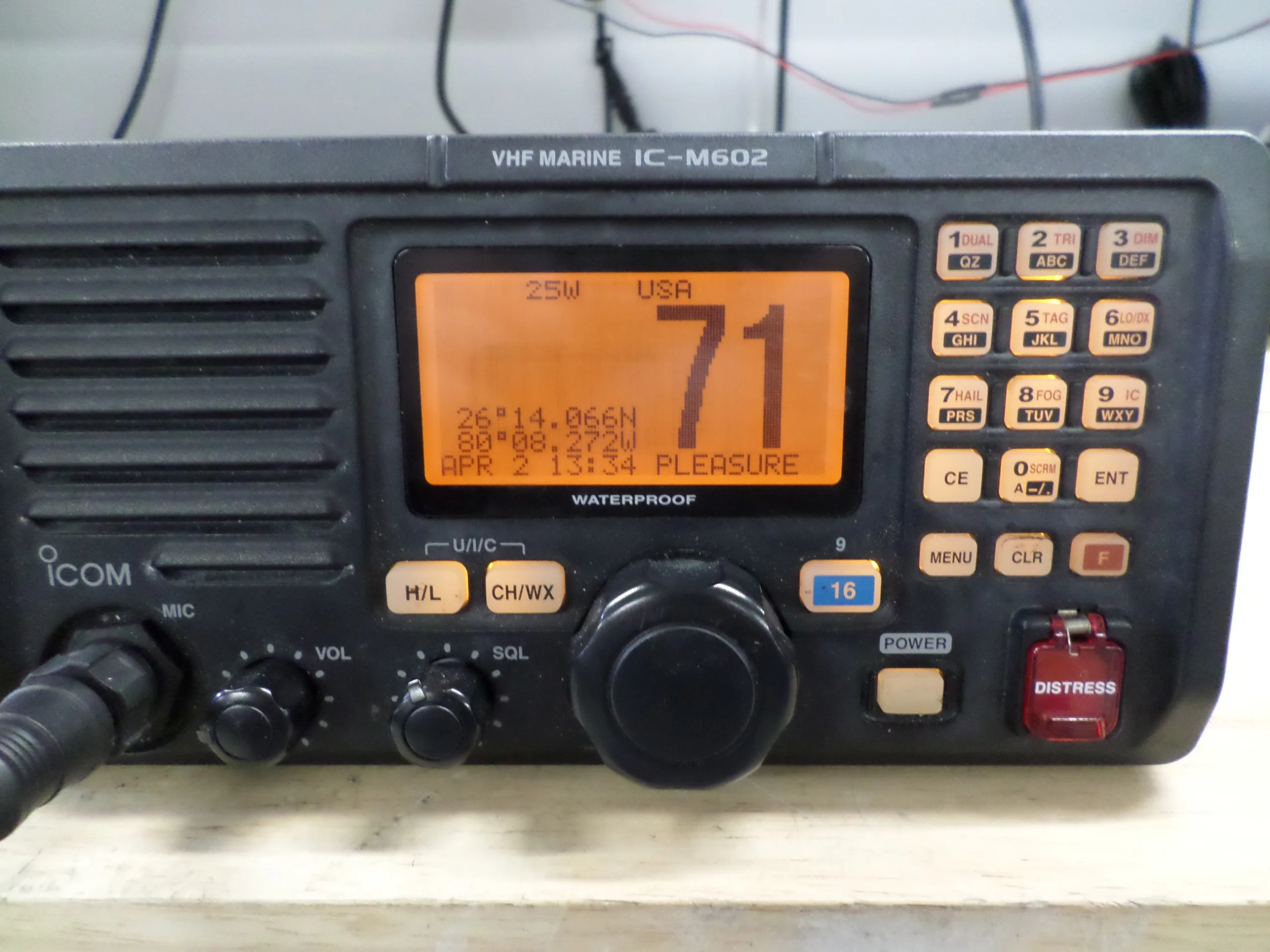 ICOM IC-M602 Marine DSC VHF Radio with Detachable Mic - Fully Tested ...