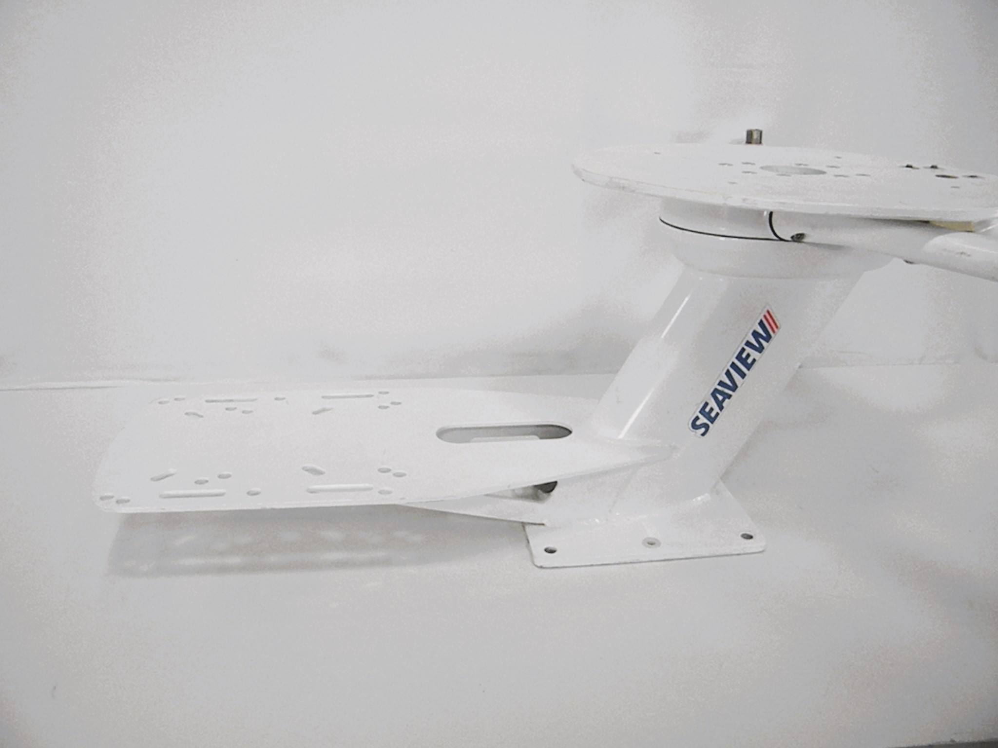 Seaview PMA-DM1M2 Radome/Sat Dome Mount + Light Bar + Antenna Spreader ...