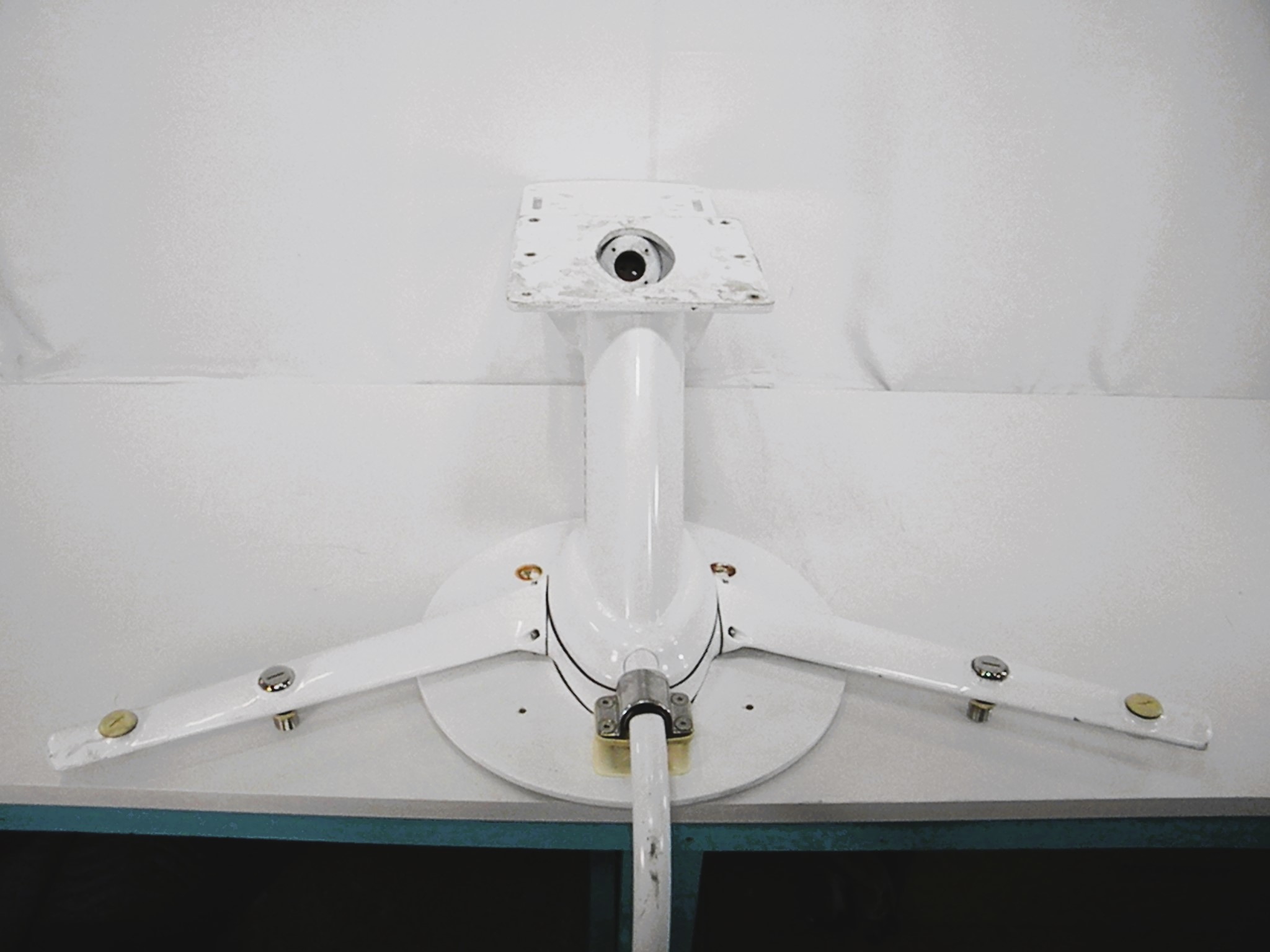 Seaview PMA-DM1M2 Radome/Sat Dome Mount + Light Bar + Antenna Spreader ...