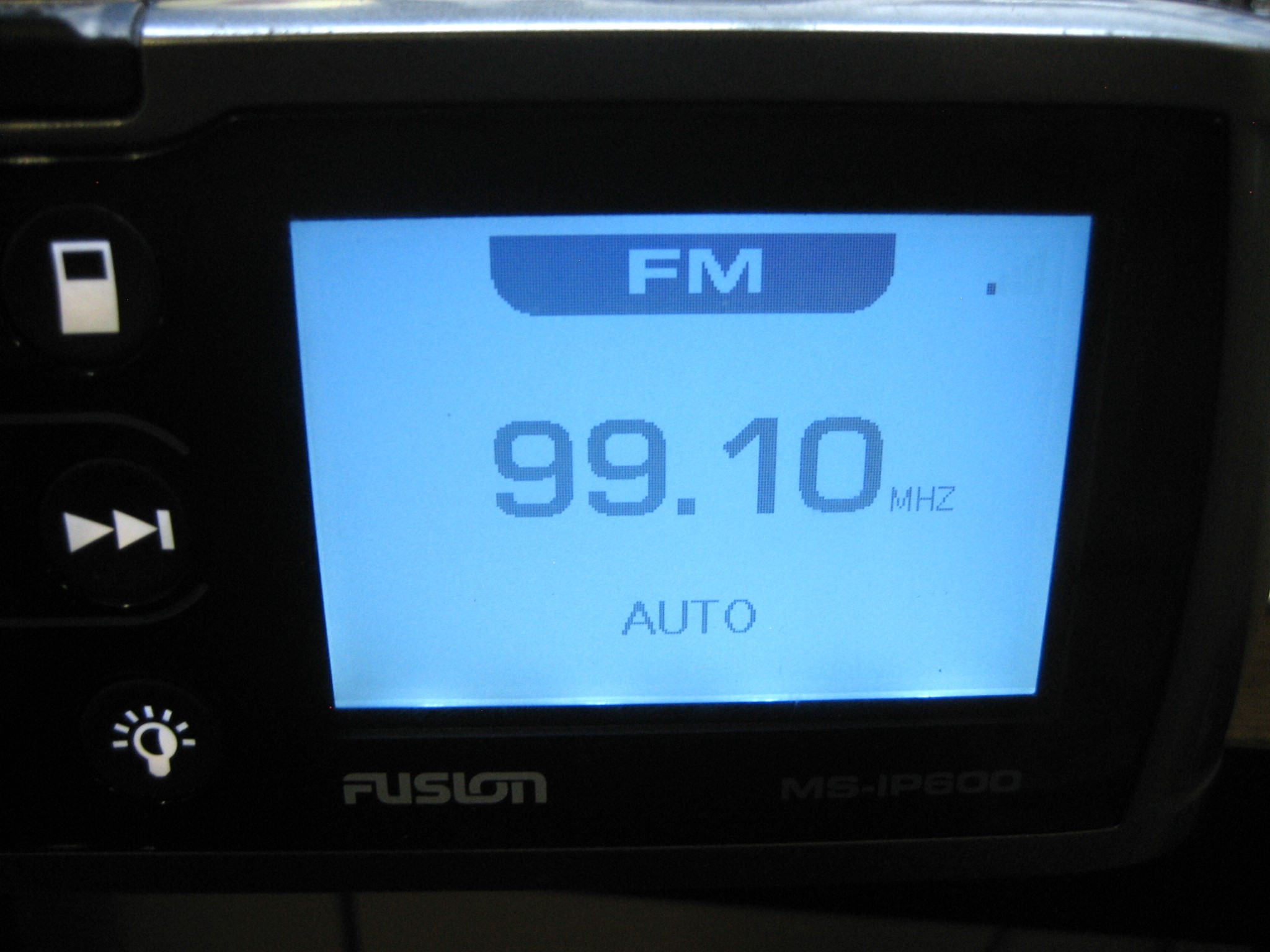 Fusion MS IP600 Marine Stereo for iPod - Max Marine Electronics