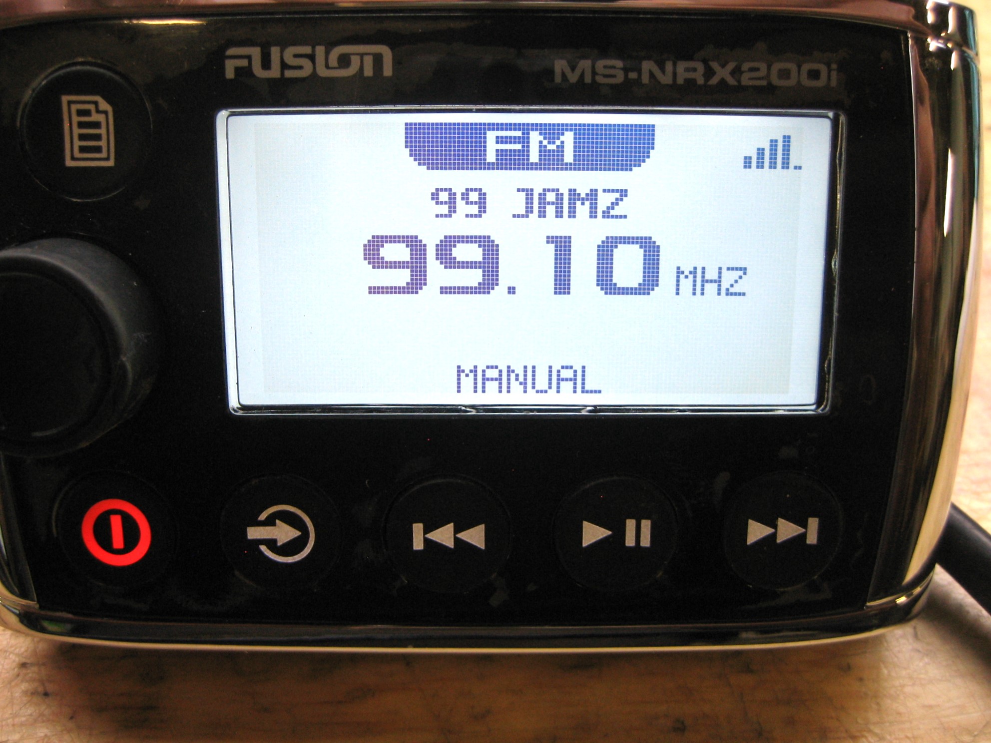 Fusion MS NRX200i Wired Remote Control NMEA2000 - Max Marine Electronics