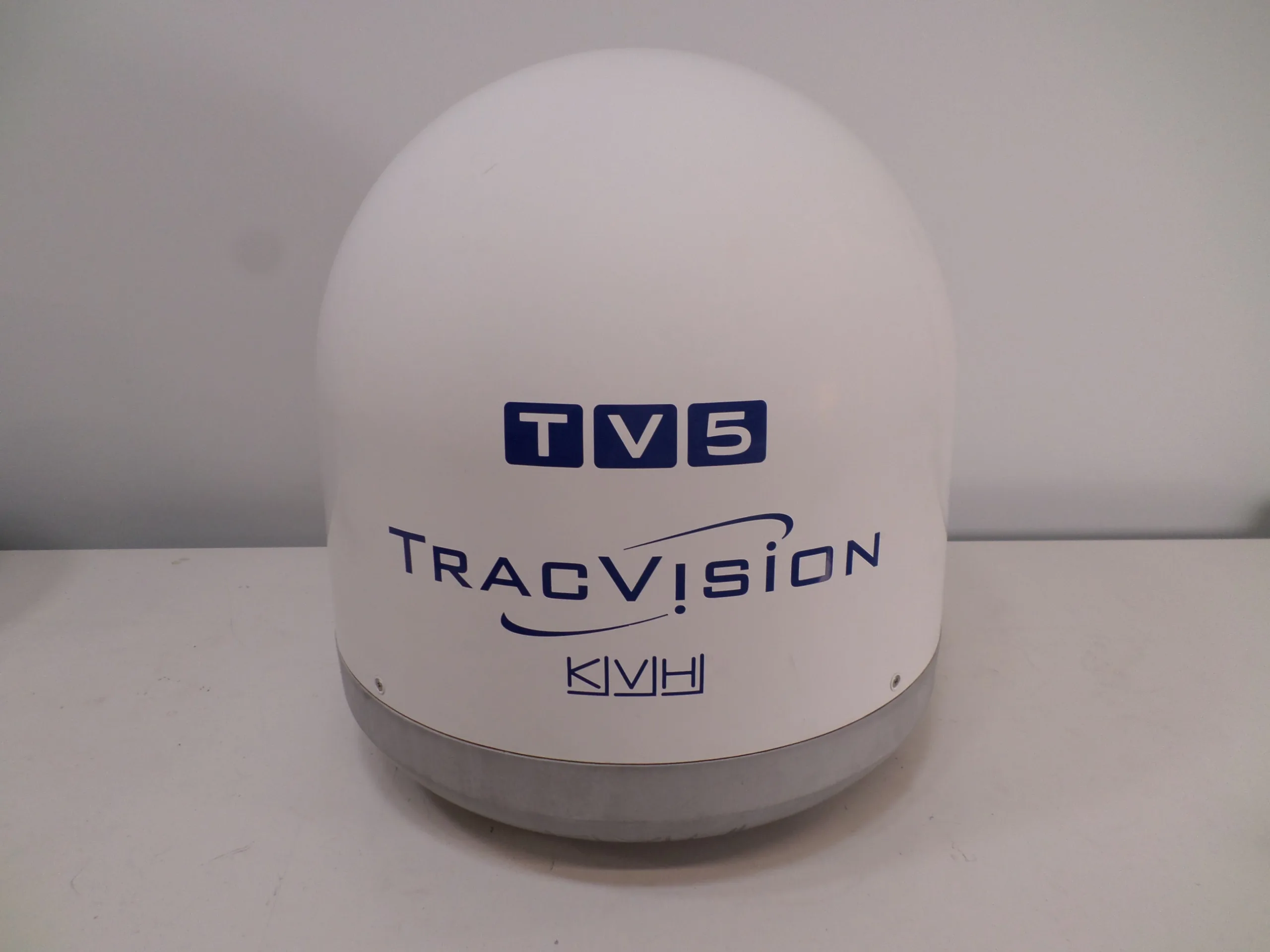 KVH TracVision TV5 45cm Complete Marine Satellite Tracking System with ...