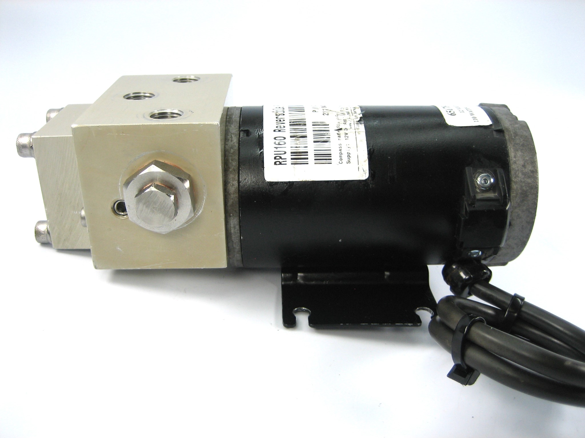 Simrad RPU160 12V Reversible Hydraulic Autopilot Pump - Max Marine ...