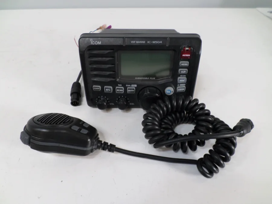 ICOM IC-M504 Marine VHF Radio With Rear Attached Microphone - Fully ...