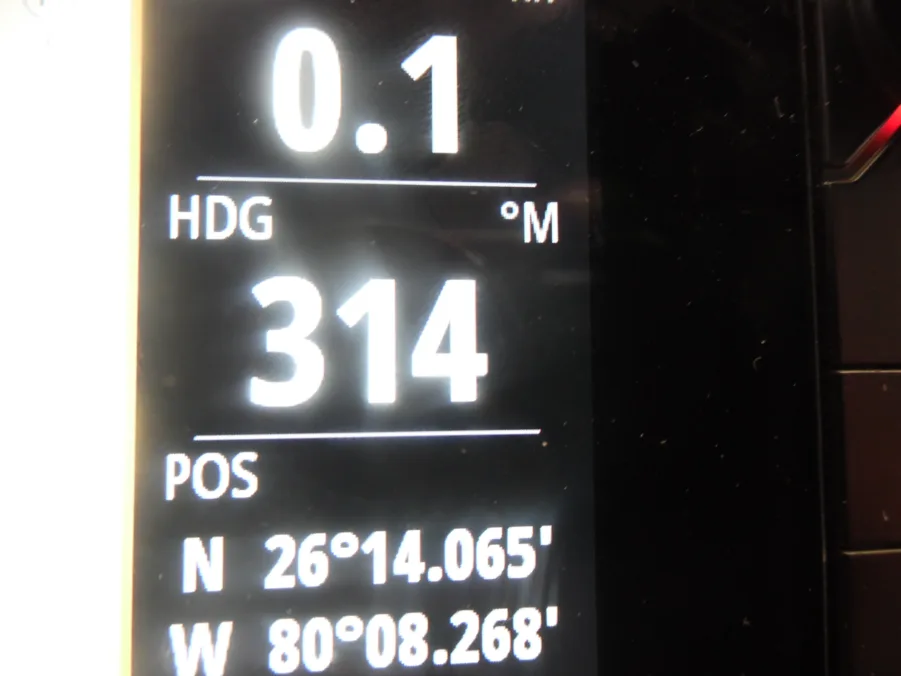 Simrad Precision 9 Compass W/Mounting Bracket Tested - Max Marine ...