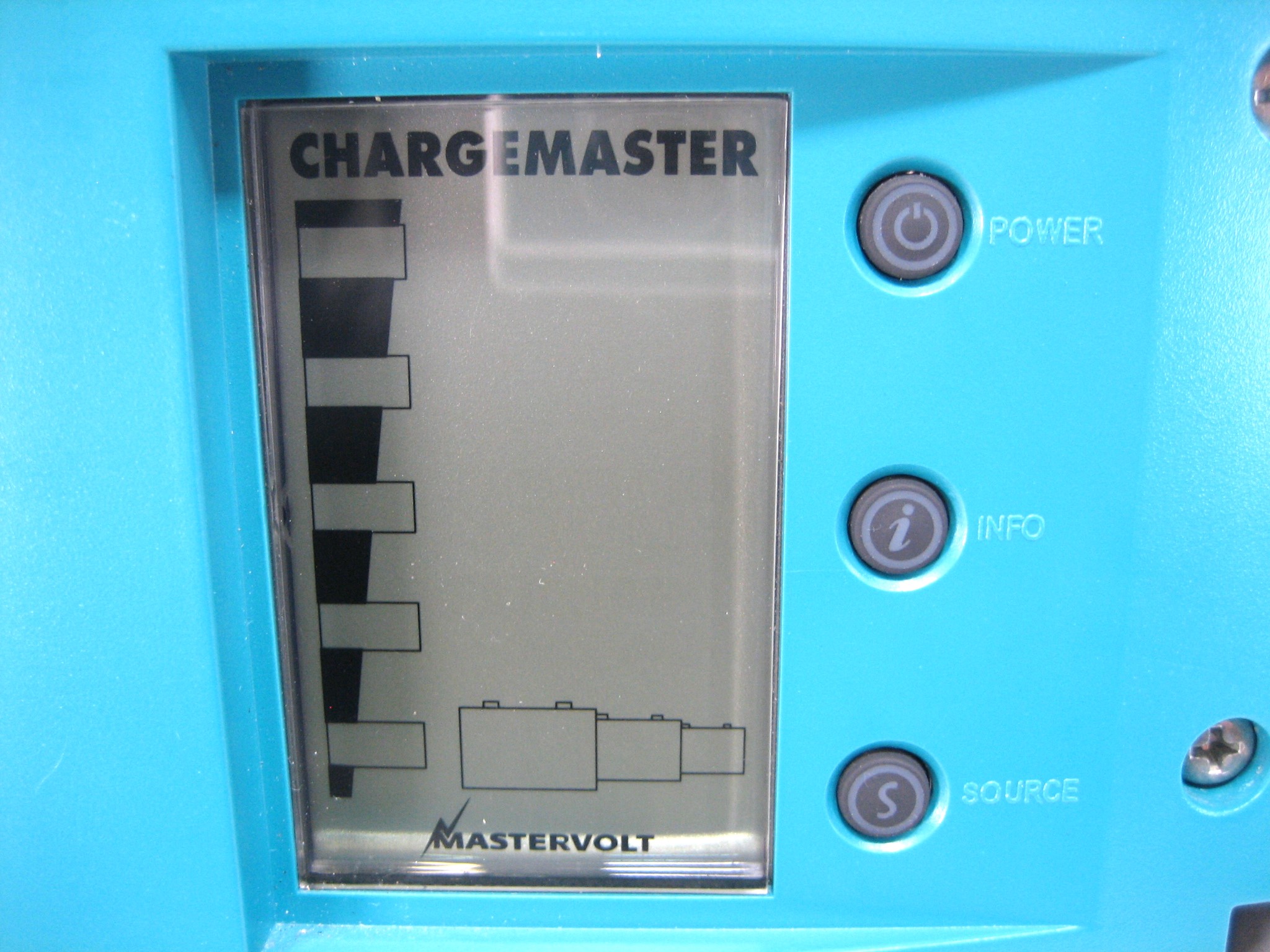 MasterVolt ChargeMaster 44021000 24/100-3 Marine Battery Charger - Max ...