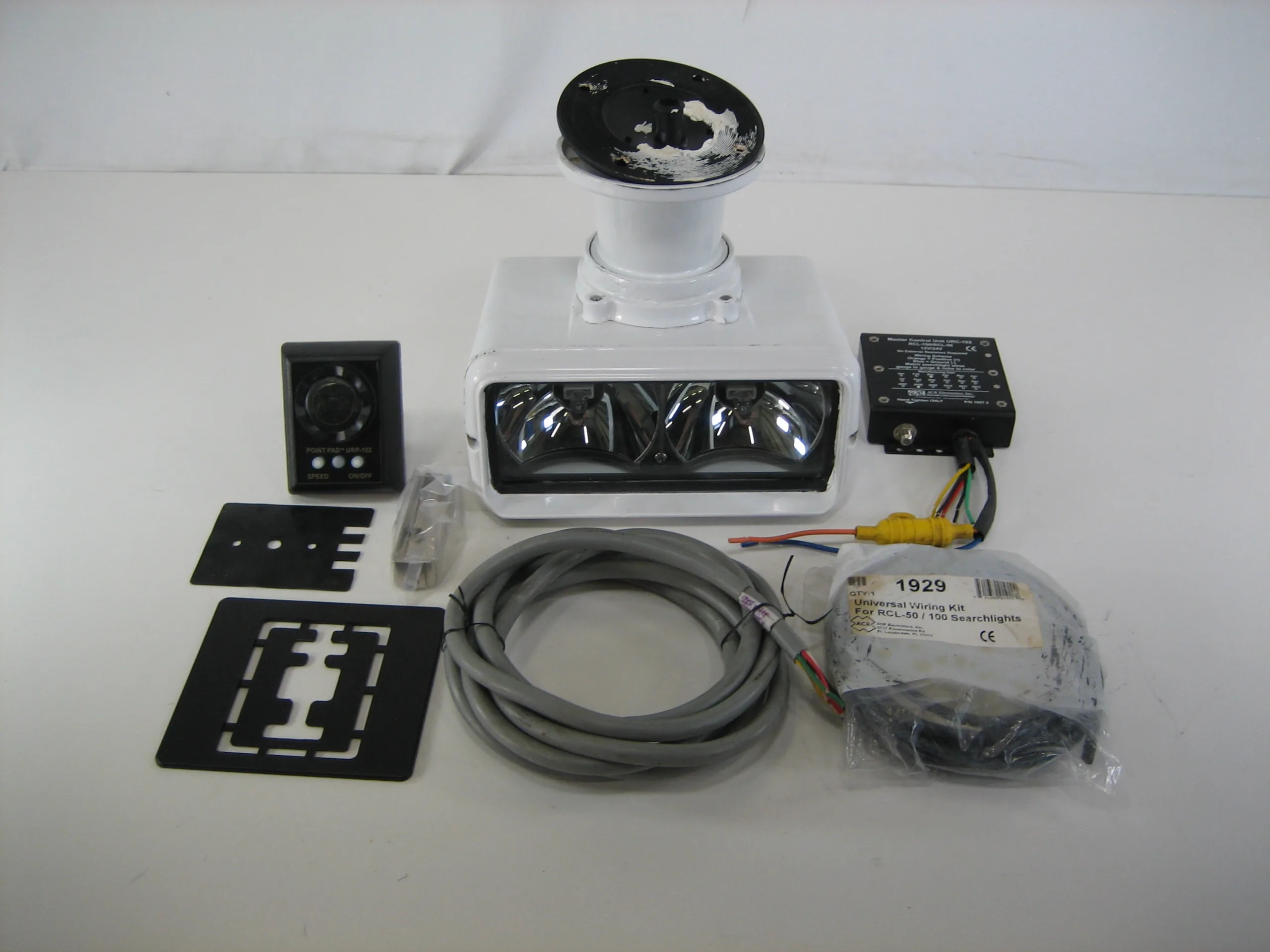 ACR RCL-100D 12v Remote Control Search Light + Point Pad TESTED GOOD ...
