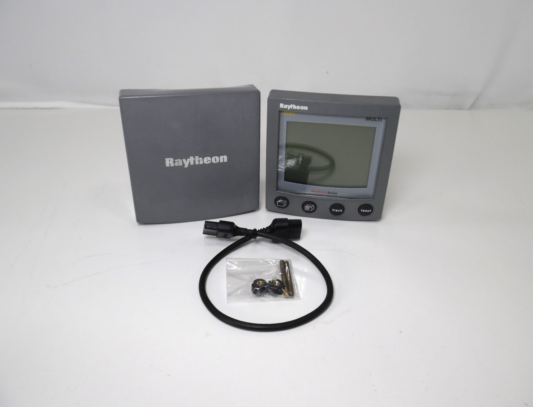 Raytheon ST60 Multi Display w/ Sun Cover and Hardware - A22003 - TESTED ...