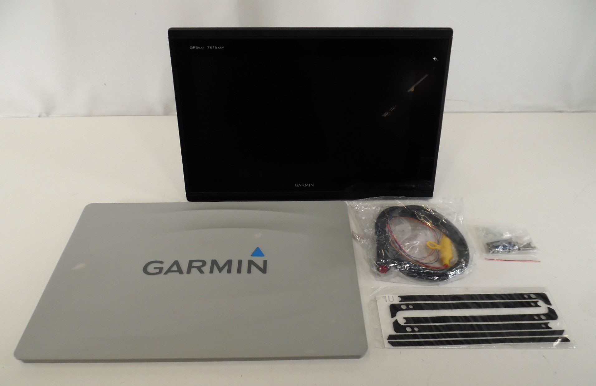 Garmin GPSmap 7616 16″ Touchscreen MFD + Suncover - Updated/Tested 90 ...