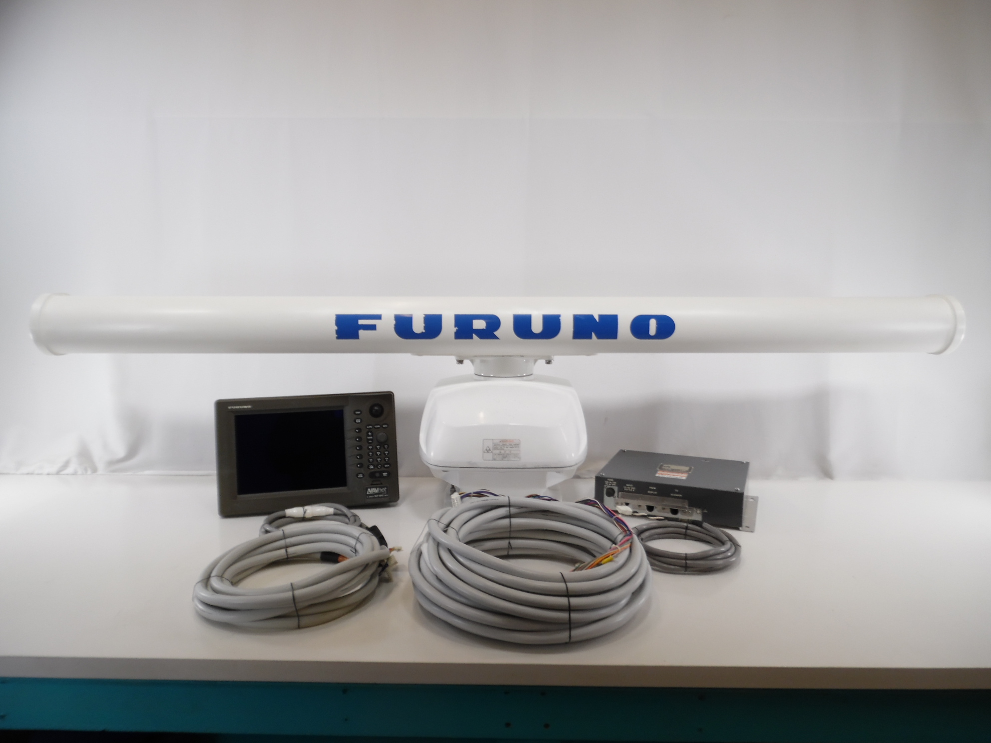 Furuno 1964 C/NT ~ 10.4" NavNet VX2, 25KW 6' Open Array Radar System ...