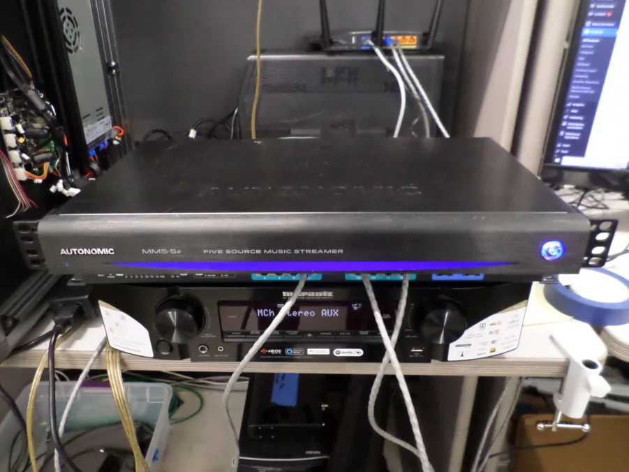 Autonomic MMS-5e Five Source Music Streamer - Tested - Max Marine ...