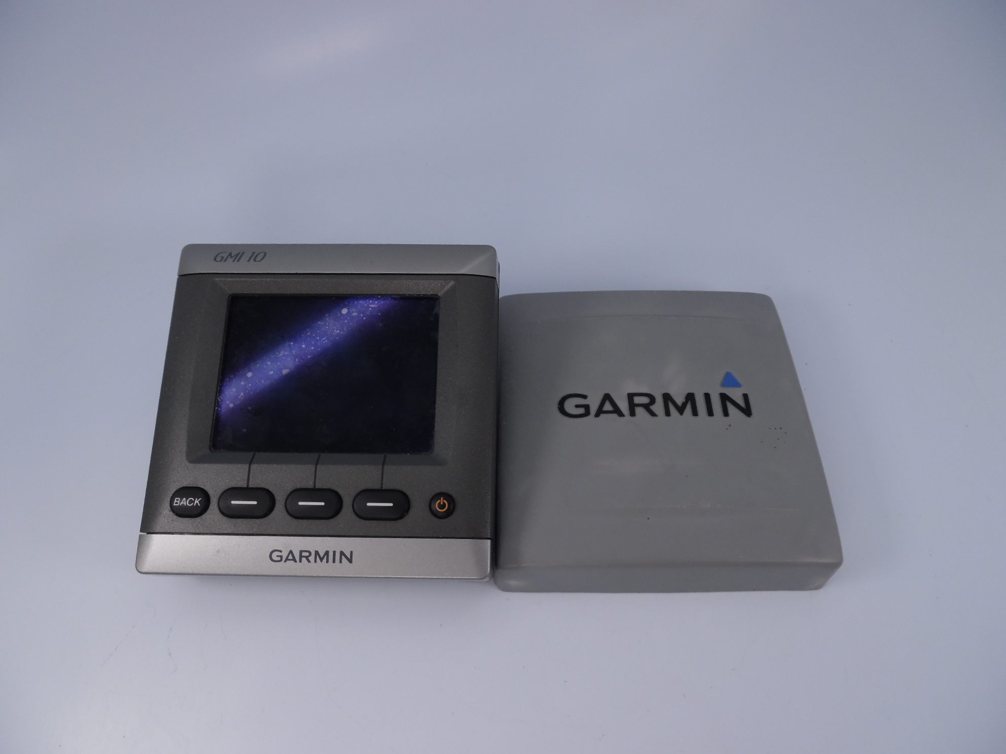 Garmin~GMI10 NMEA2000 Marine Instrument Display 010-00687-00 - Max ...
