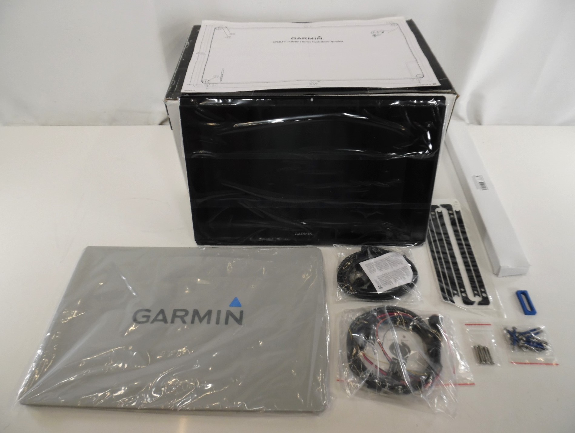 Garmin GPSmap 7616 16″ Touchscreen MFD *NEW IN BOX* Updated S/W w ...
