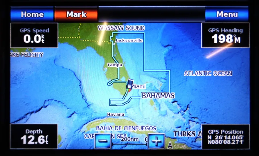 Garmin GPSMAP 740s Touchscreen Chartplotter~Kit w/Bracket, Knobs, Sun ...