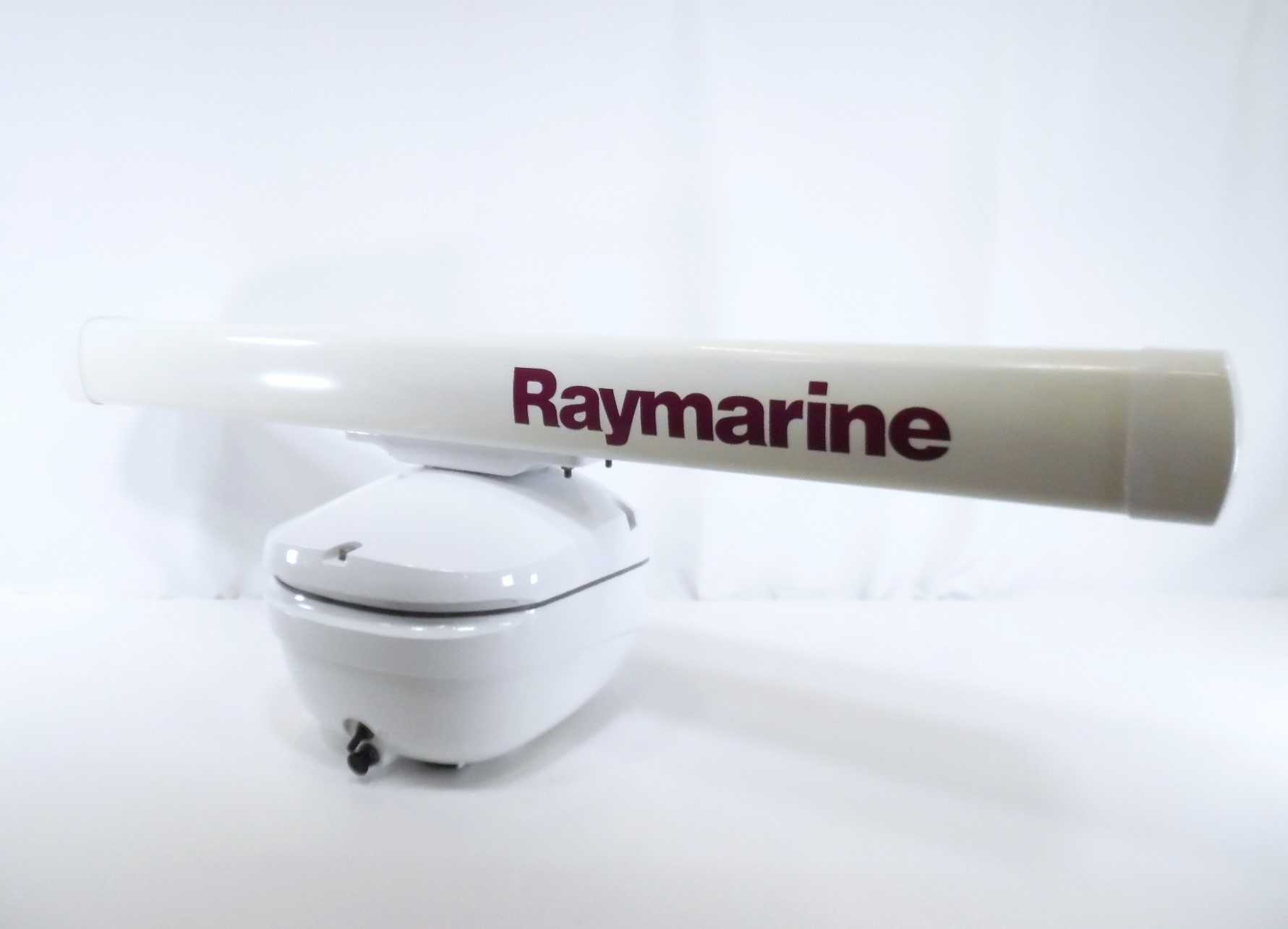 Raymarine 4kW 48" HD Color Digital Open Array Radar System w/ 5m Cable ...