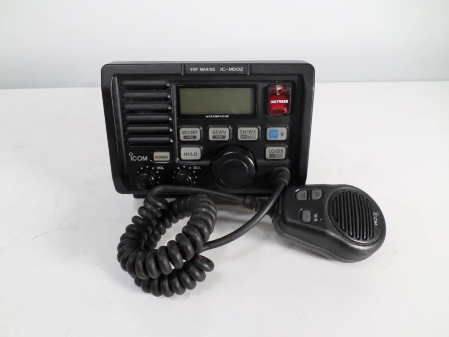 Icom IC-M502 Marine DSC VHF Radio with Attached Mic - Tested - Max ...