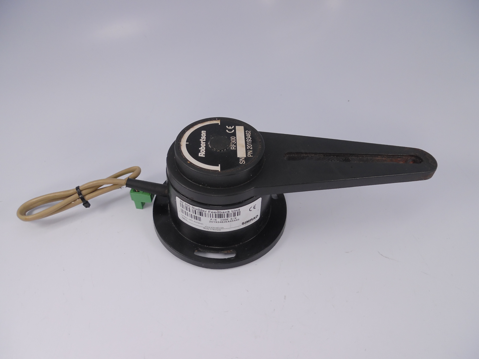 Simrad RF300 Autopilot Rudder Feedback Sensor 15in Cable - Max Marine ...