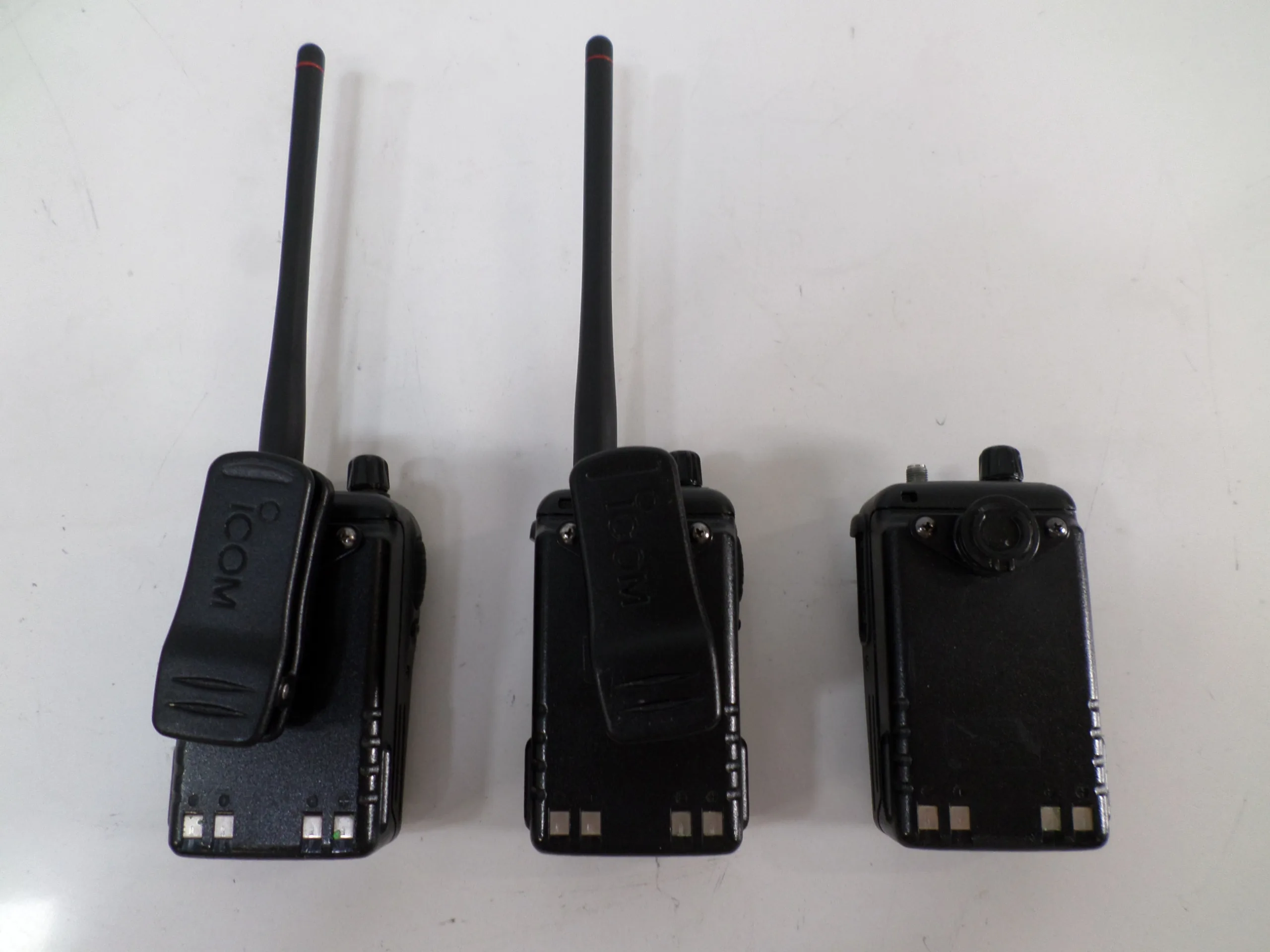 Icom IC-M88 Portable Marine VHF Radios With Charger - Max Marine ...