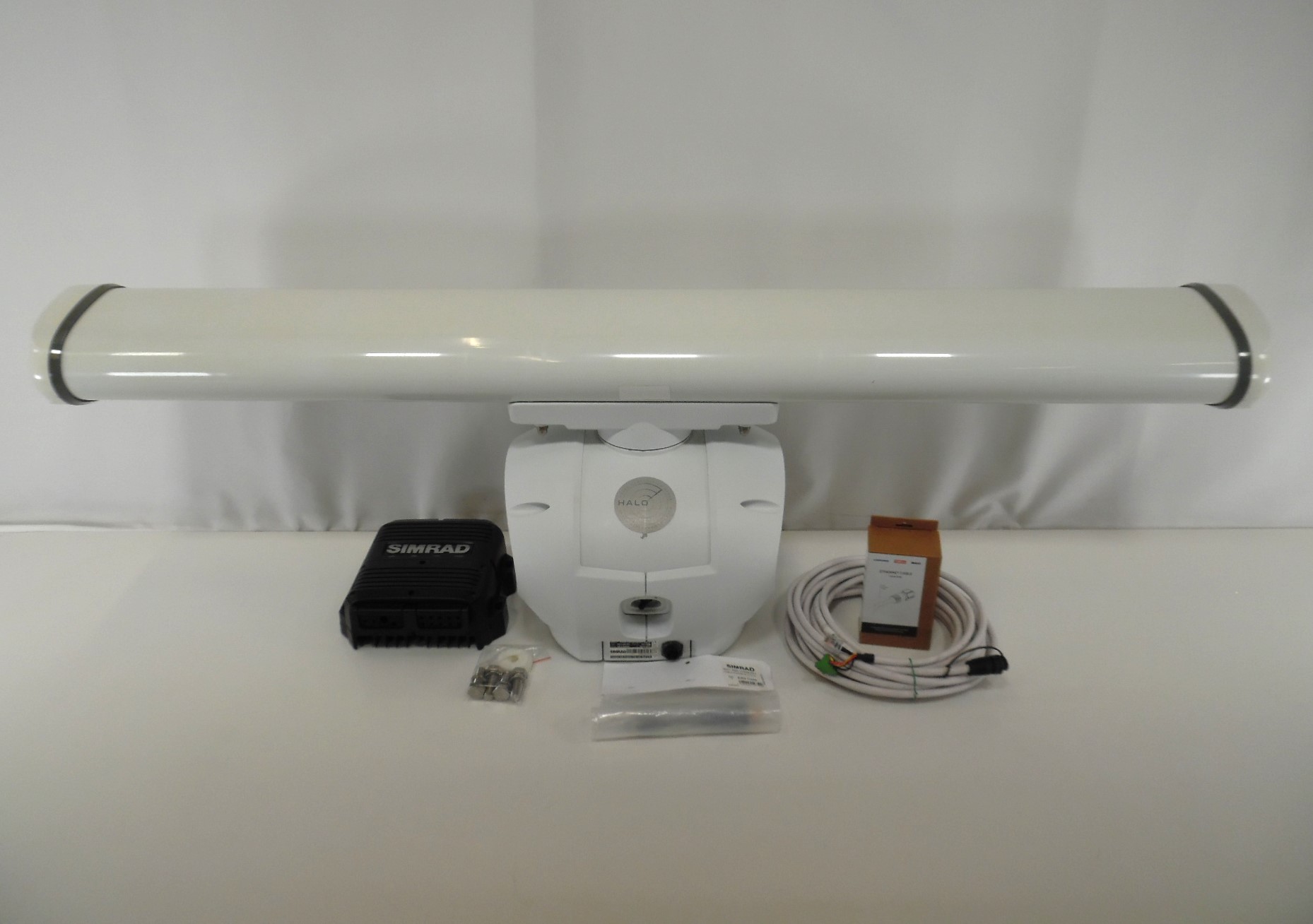 SIMRAD HALO 4 Pulse Compression Radar 4′ Open Array W/RI-12 -BENCH ...
