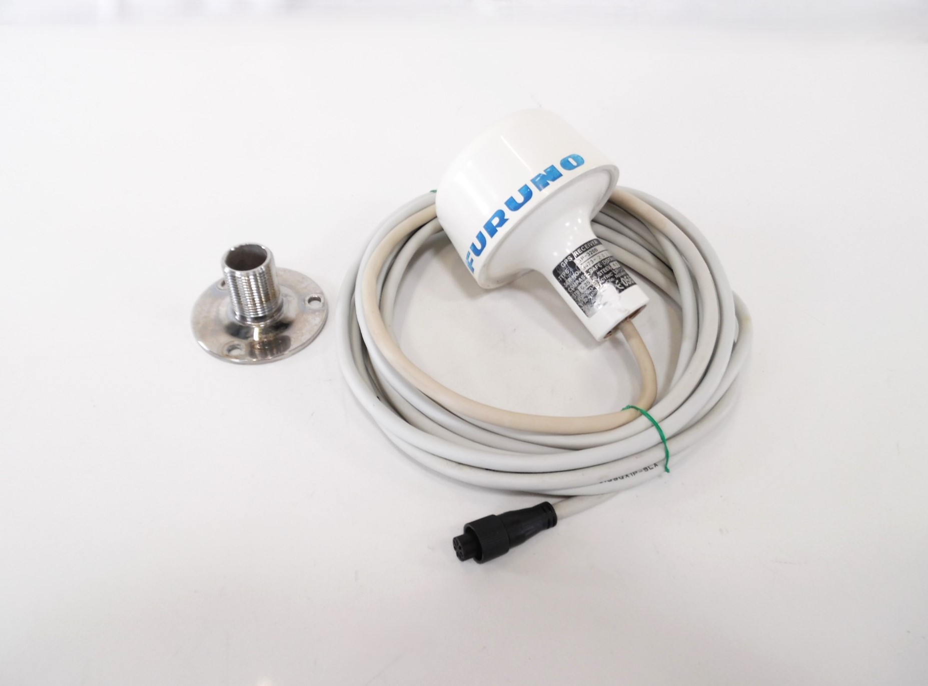Furuno GP-320B GPS Antenna for NavNet VX1, VX2, 3D~*Bench-Tested* - Max ...