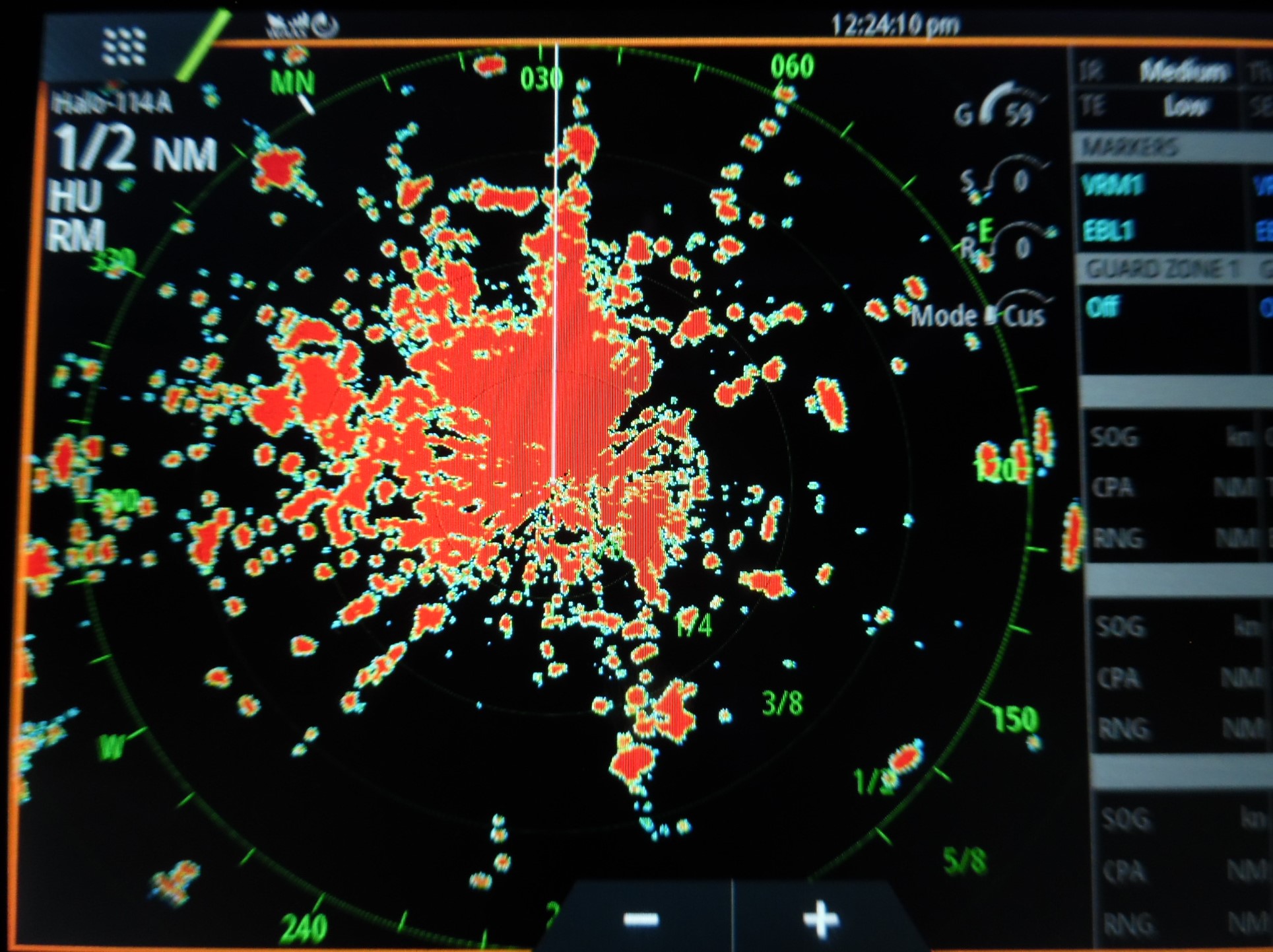 SIMRAD HALO 6 Pulse Compression Radar 6′ Open Array W/RI-12 (BENCH ...