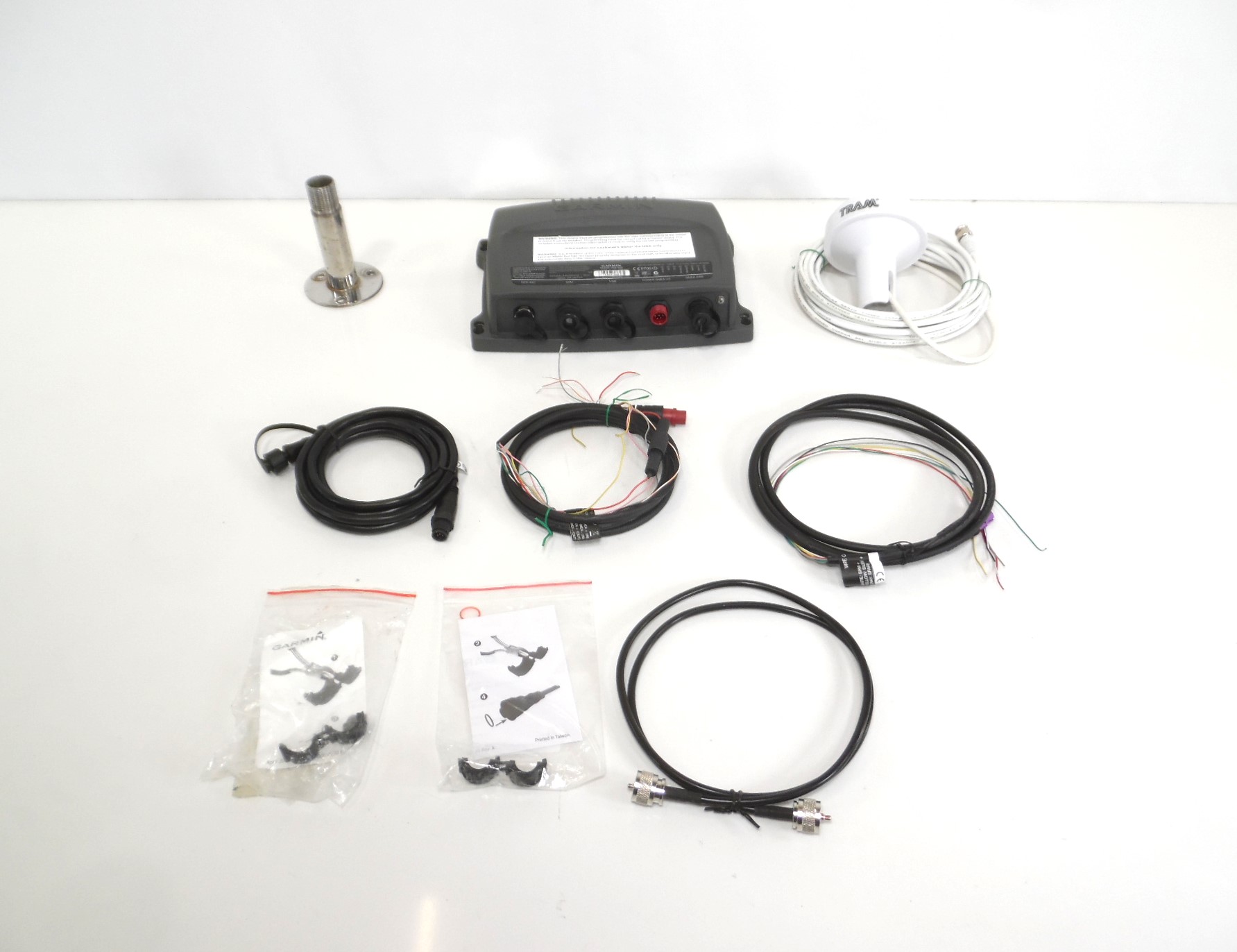 Garmin AIS600 Blackbox Class B Transponder - Clean MMSI - 010-00865-00 ...