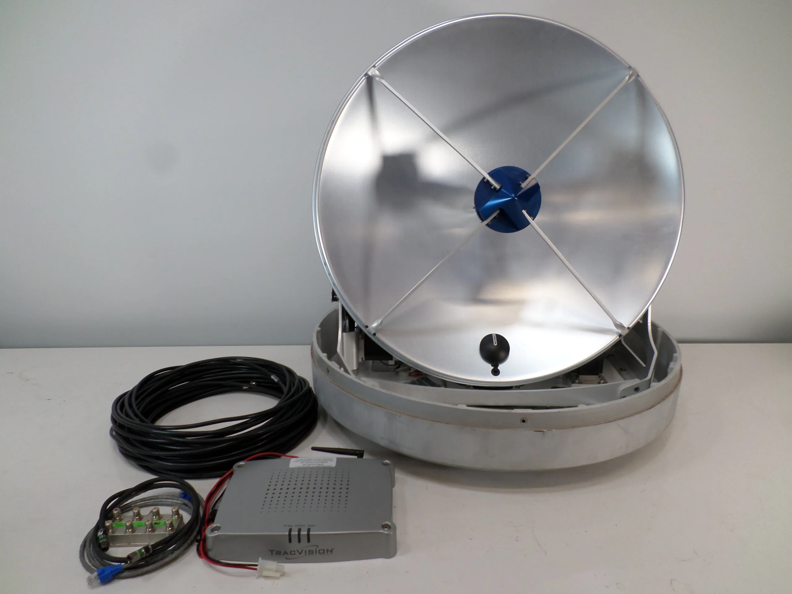 KVH TracVision UHD7 Complete 24" Marine System for DirectTV - Fully ...