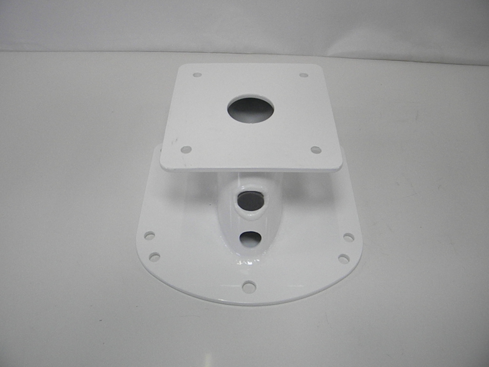 SeaView 5" Aft Leaning Power Mount Plus Series Mount f/ Raymarine 18 ...