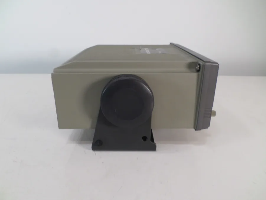 Furuno FM-8500 Commercial Grade Marine DSC VHF Radio with Handset ...