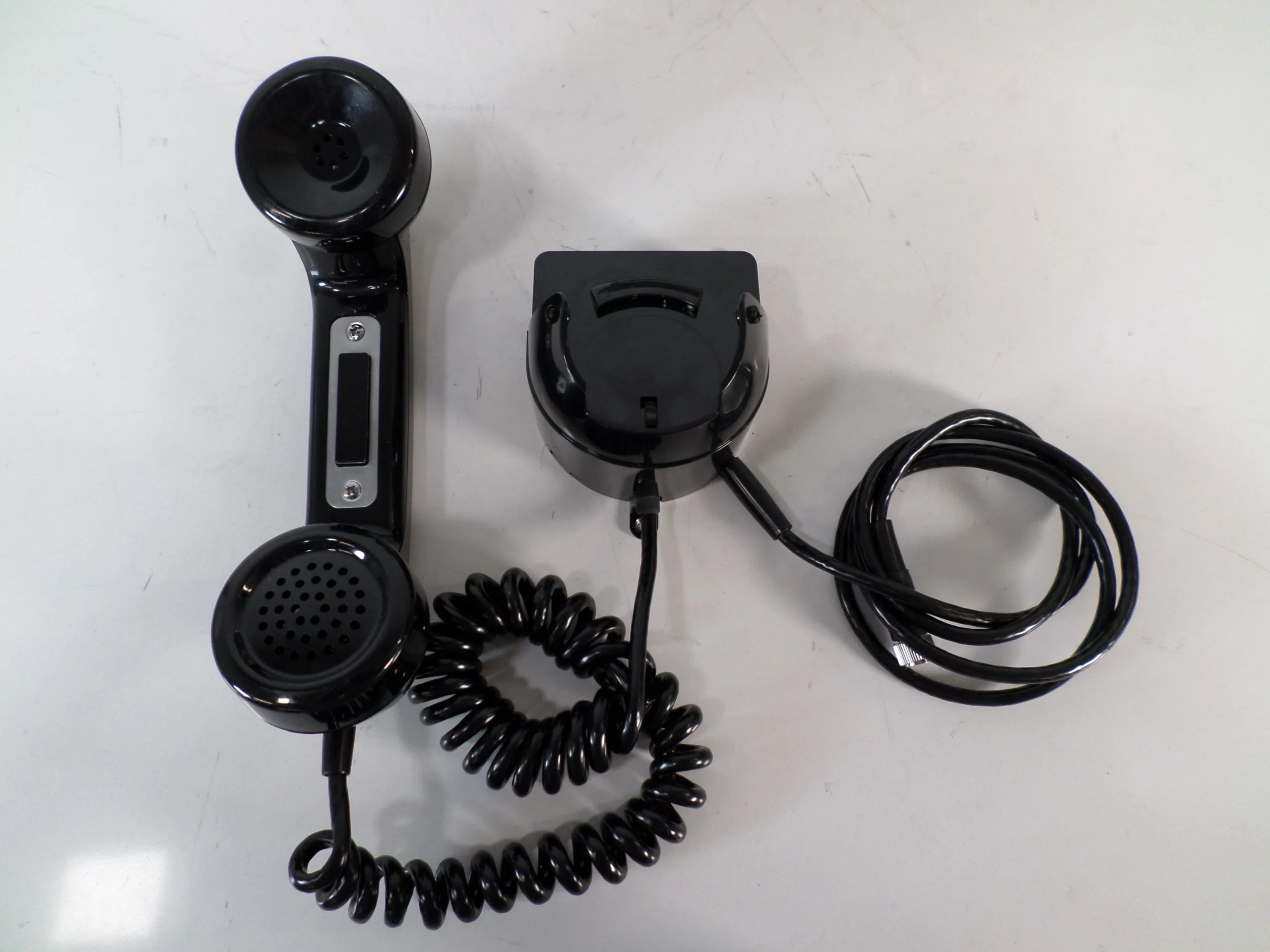 Furuno FM-8500 Commercial Grade Marine DSC VHF Radio with Handset ...