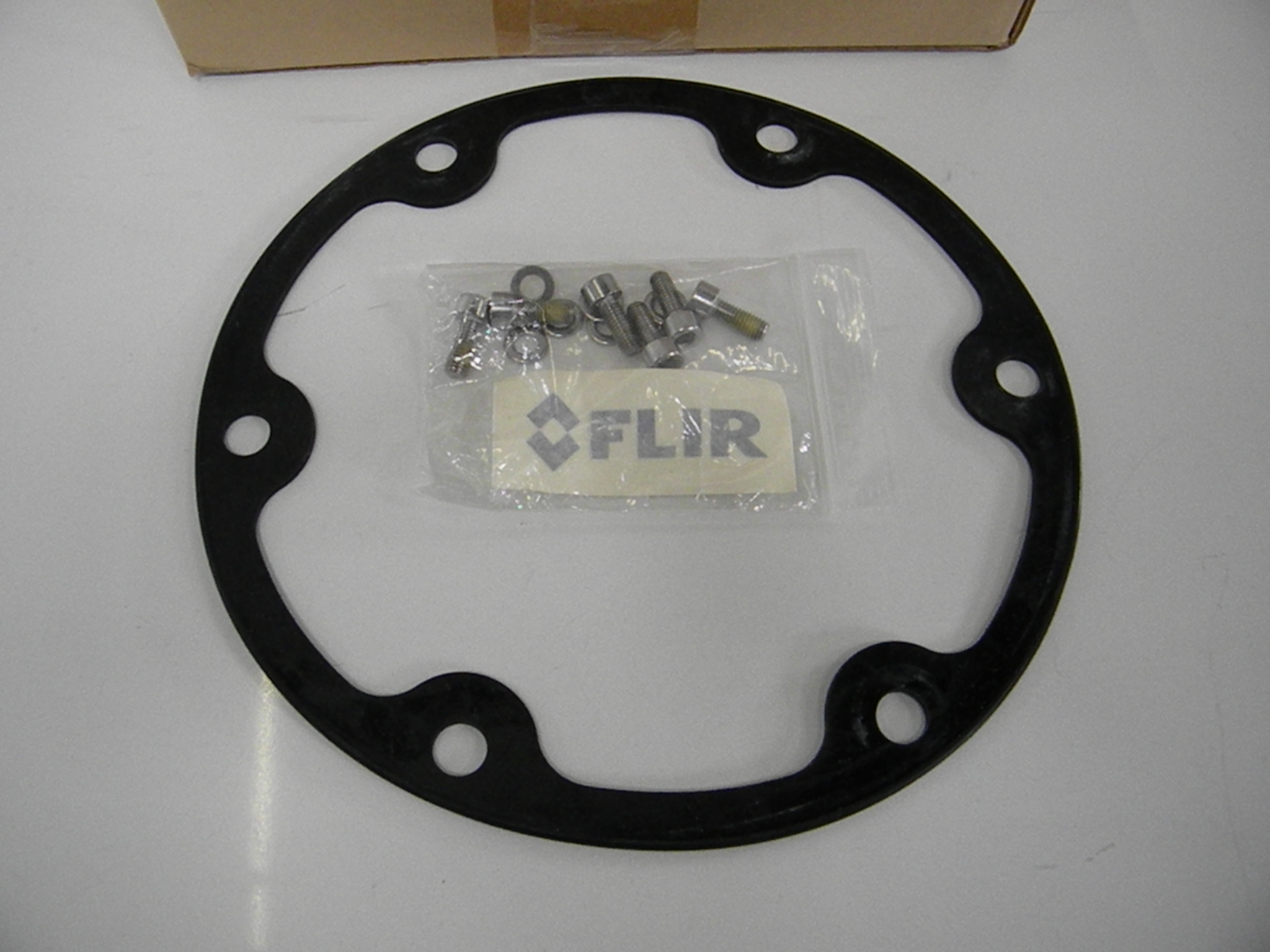 SeaView FLIR Top-Down Riser Kit for M-Series/T-Series FTD-R2 - 500-0399 ...