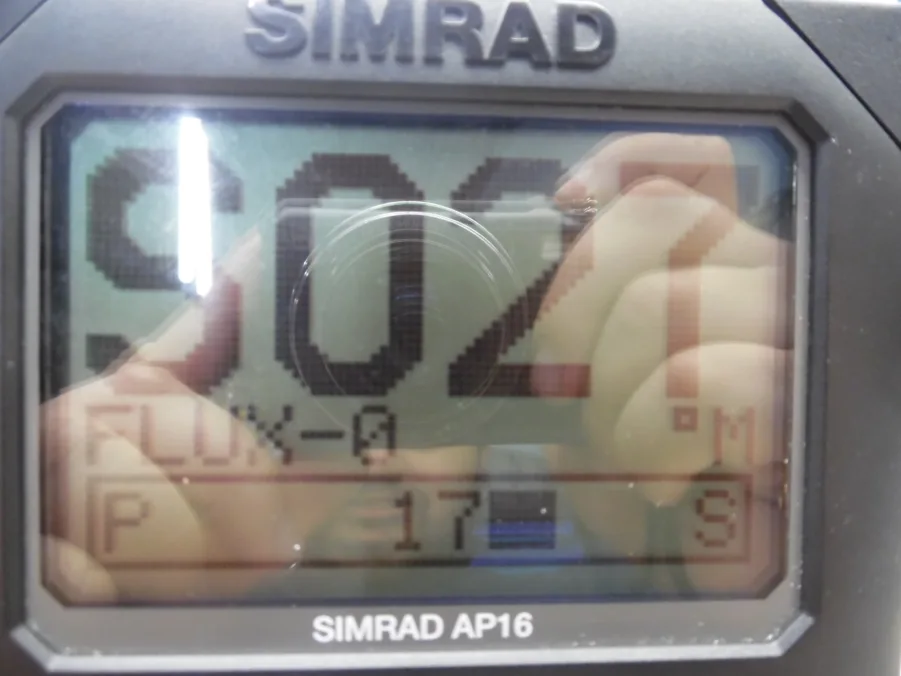 Simrad AP16 Autopilot Control Head 22087399 *VERY RARE* - Max Marine ...