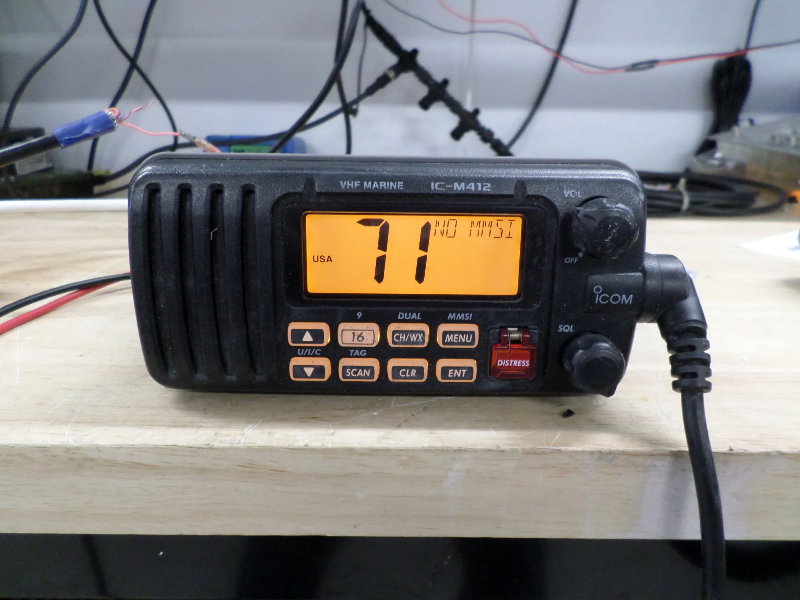 Icom IC-M412 Compact DSC Marine VHF Radio - Tested - Max Marine Electronics