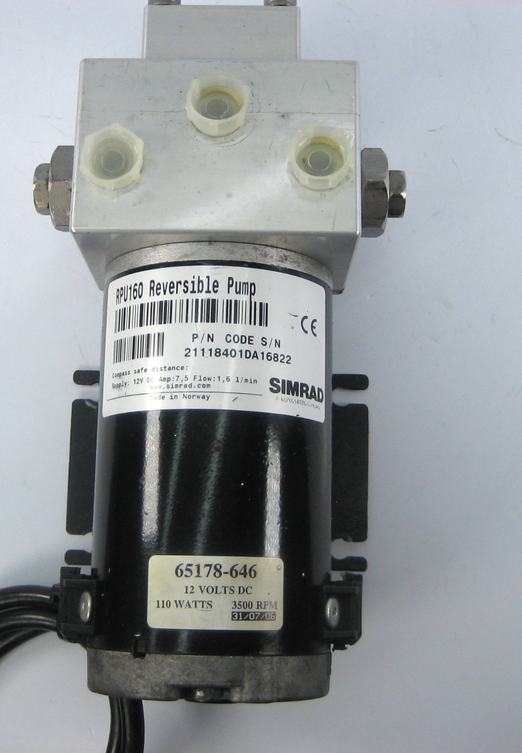 Simrad RPU160 12V Reversible Hydraulic Autopilot Pump - Max Marine ...