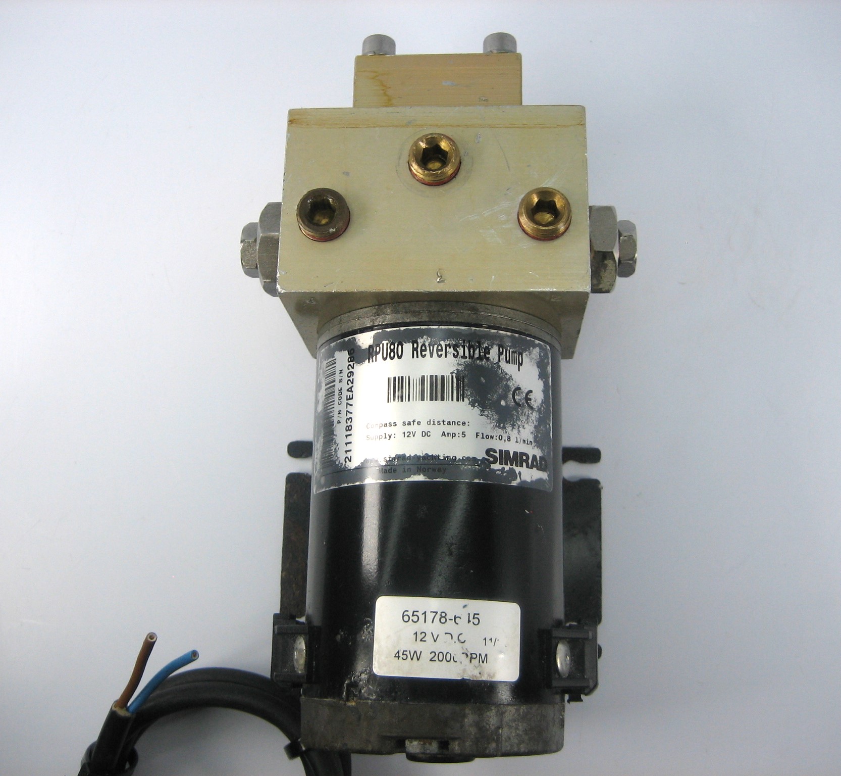 Simrad RPU80 12V Hydraulic Reversible Autopilot Pump - Max Marine ...