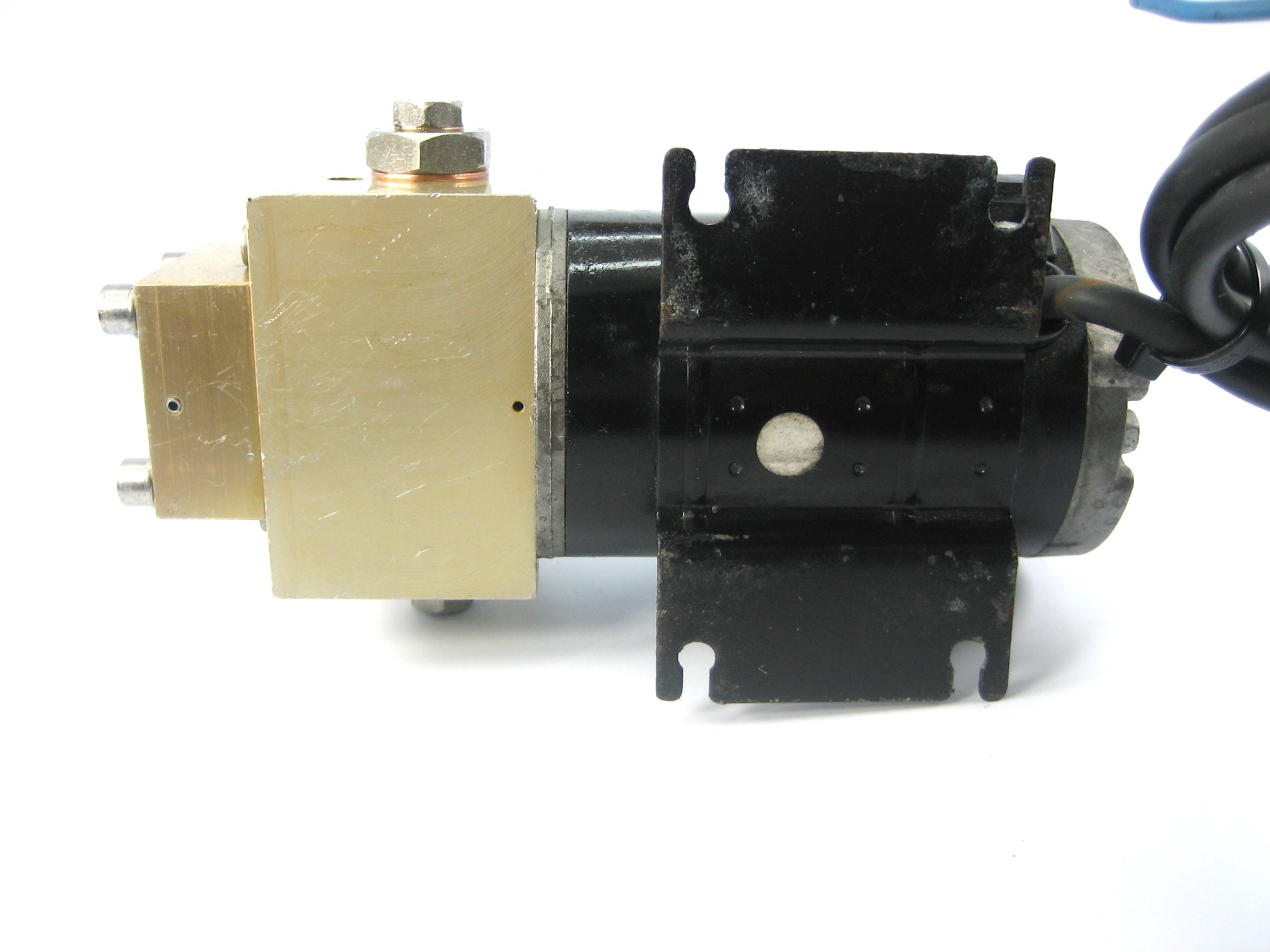 Simrad RPU80 12V Hydraulic Reversible Autopilot Pump - Max Marine ...