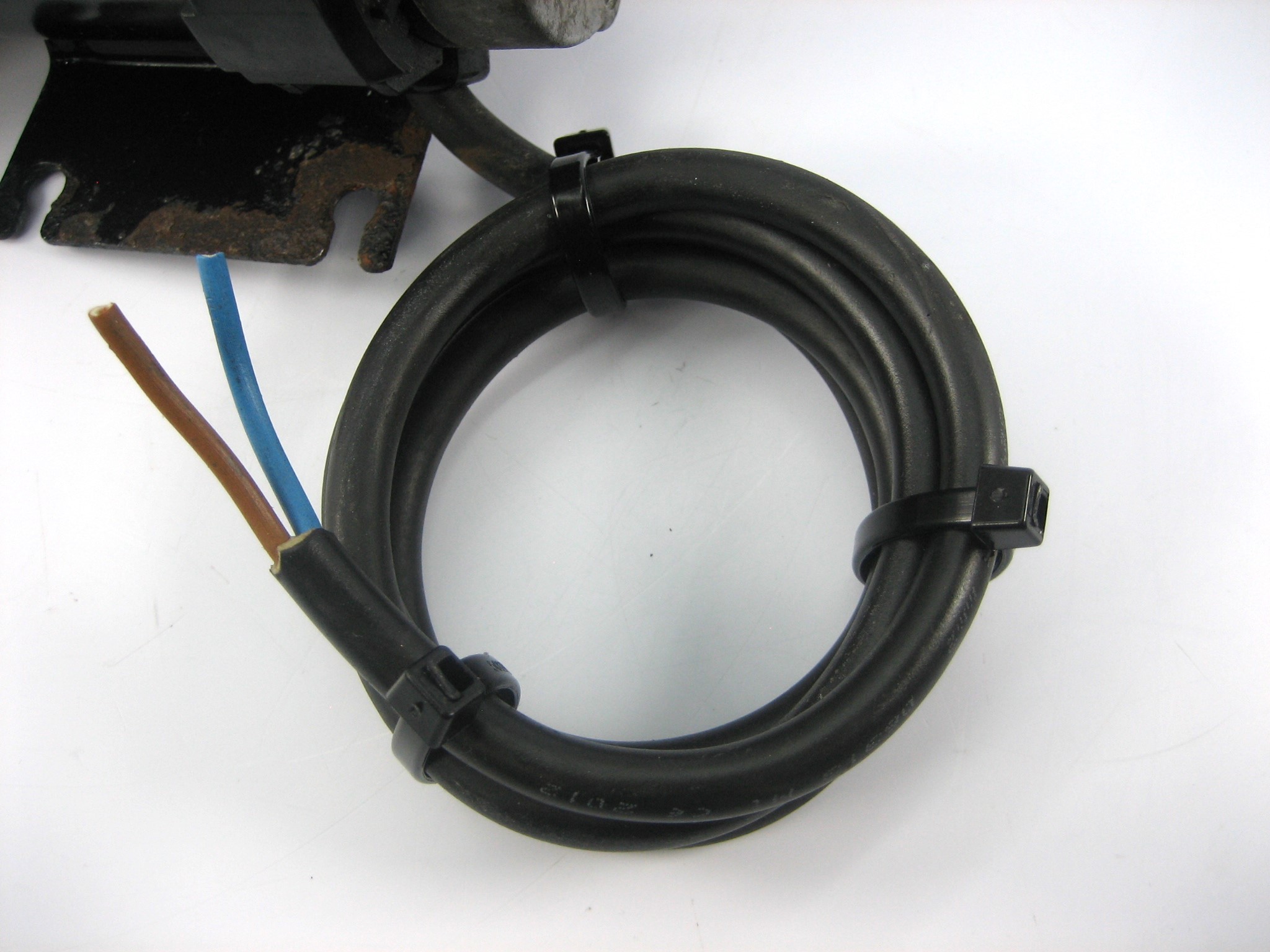 Simrad RPU80 12V Hydraulic Reversible Autopilot Pump - Max Marine ...