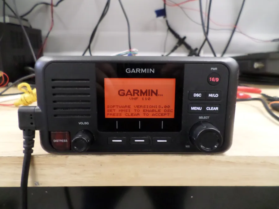 Garmin VHF 110 Marine DSC VHF Radio - Tested - Max Marine Electronics