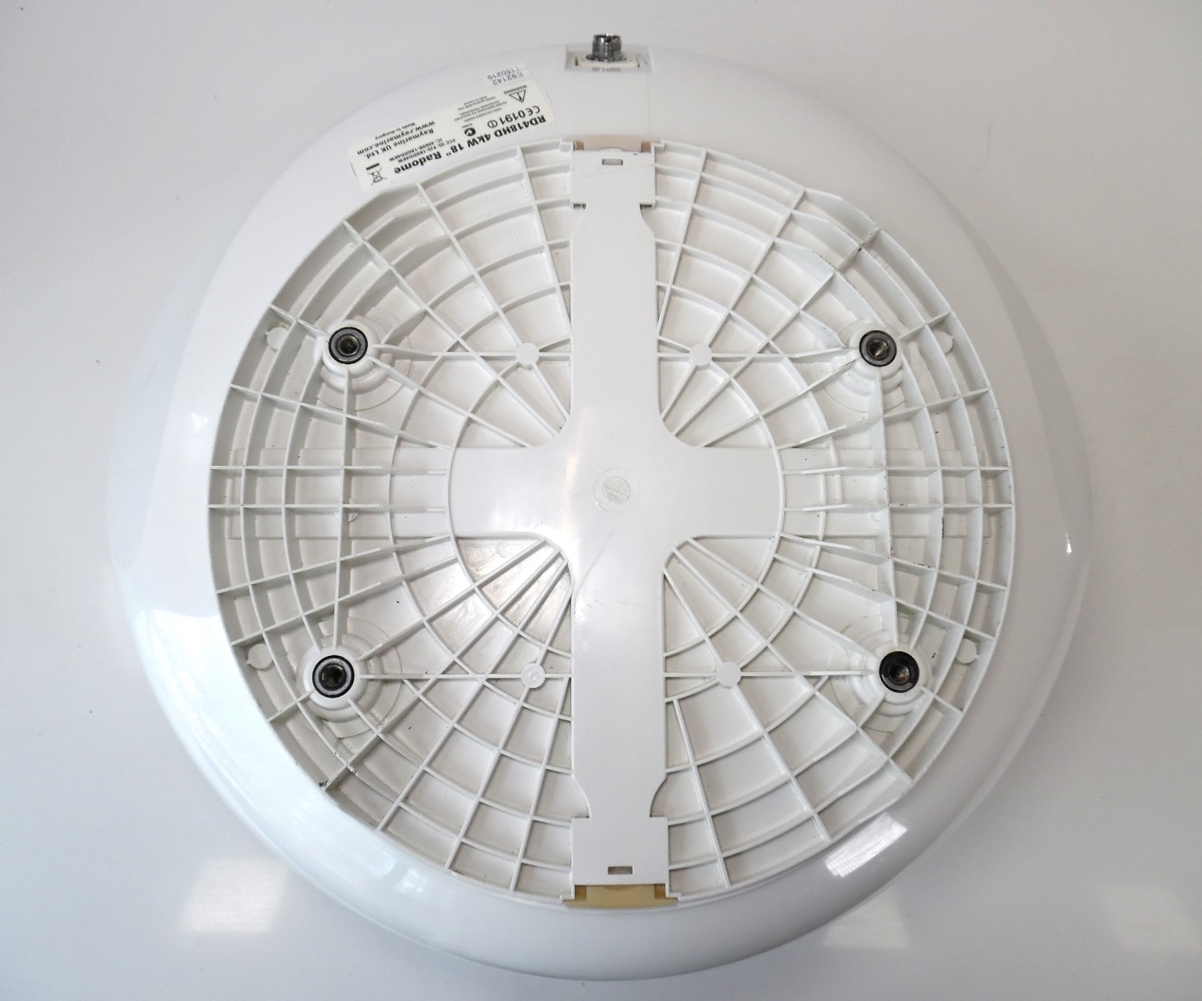 Raymarine RD418HD 4kW 18" Digital Color Radome with NEW 10m Cable ...