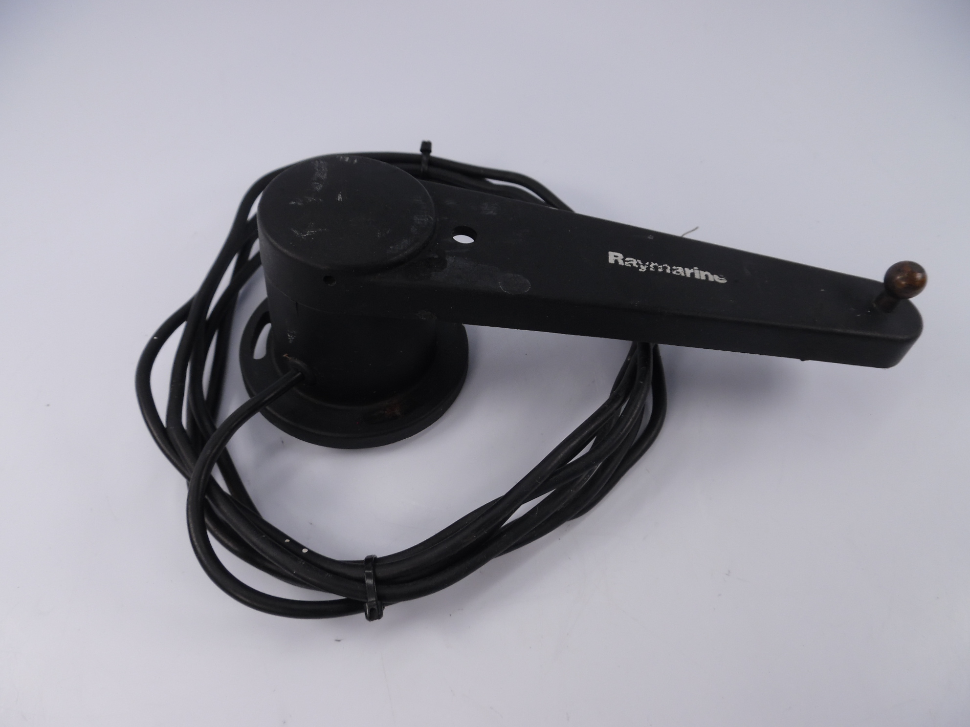 Raymarine Autopilot Rudder Feedback Sensor W/ Linkage M81105 8ft. Cable ...
