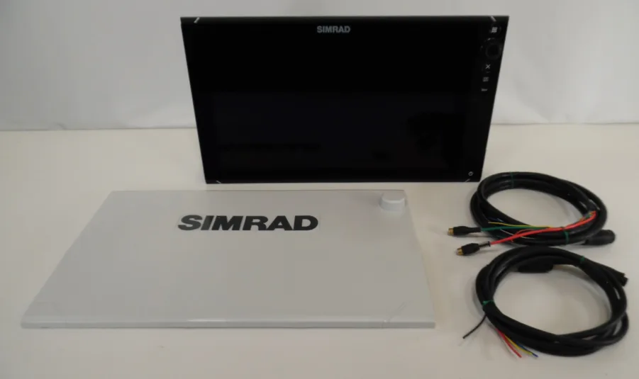Simrad NSS16 Evo2 16" Multifunction Display MFD Chartplotter (Tested ...