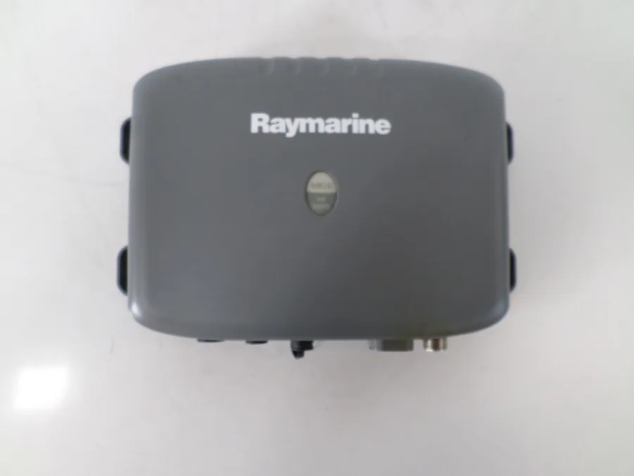 -Raymarine RAY240 Marine VHF Transceiver Unit Model No. R49129- Max ...