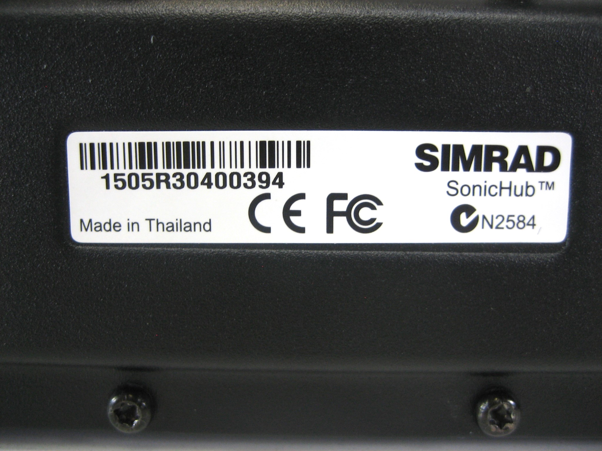 Simrad SonicHub Marine Audio Server & Fusion MS-BT100 - Max Marine ...