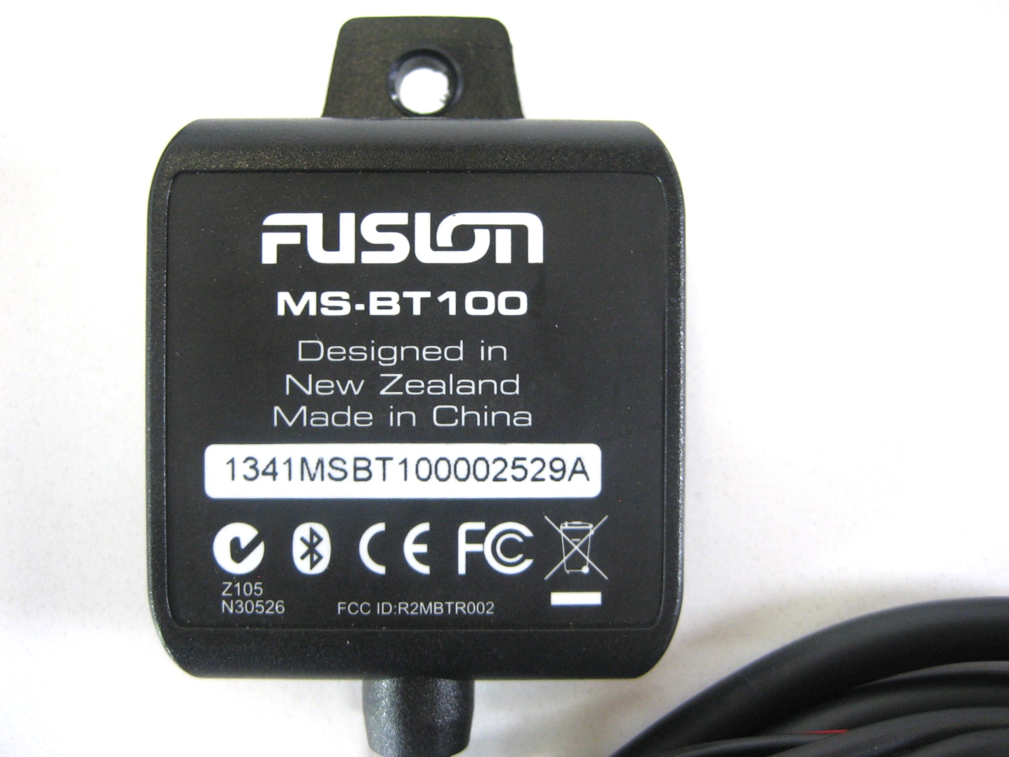 Simrad SonicHub Marine Audio Server & Fusion MS-BT100 - Max Marine ...